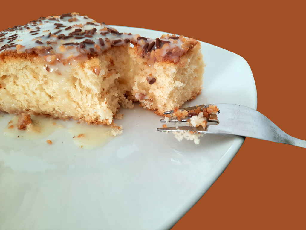 cake_relax_delicious_refreshment_sweat by Amin Ziaee / 500px