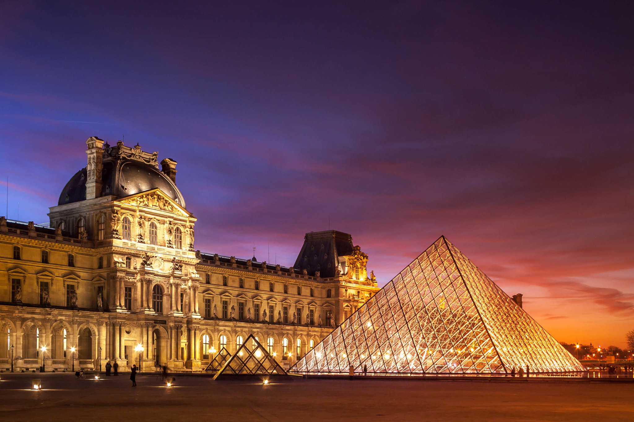 Louvre Sunset by Serge Ramelli / 500px
