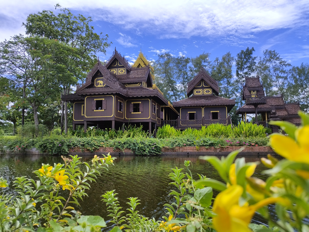 GrandPalce by MOHAMED AMEERJAN KOTHER MOHIDEEN / 500px