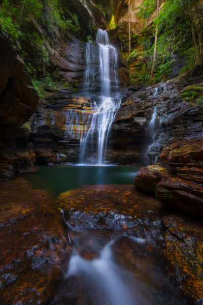 Empress Falls by Dylan Toh & Marianne Lim / 500px