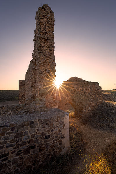 Night Valley. by Maxim Kozlov / 500px