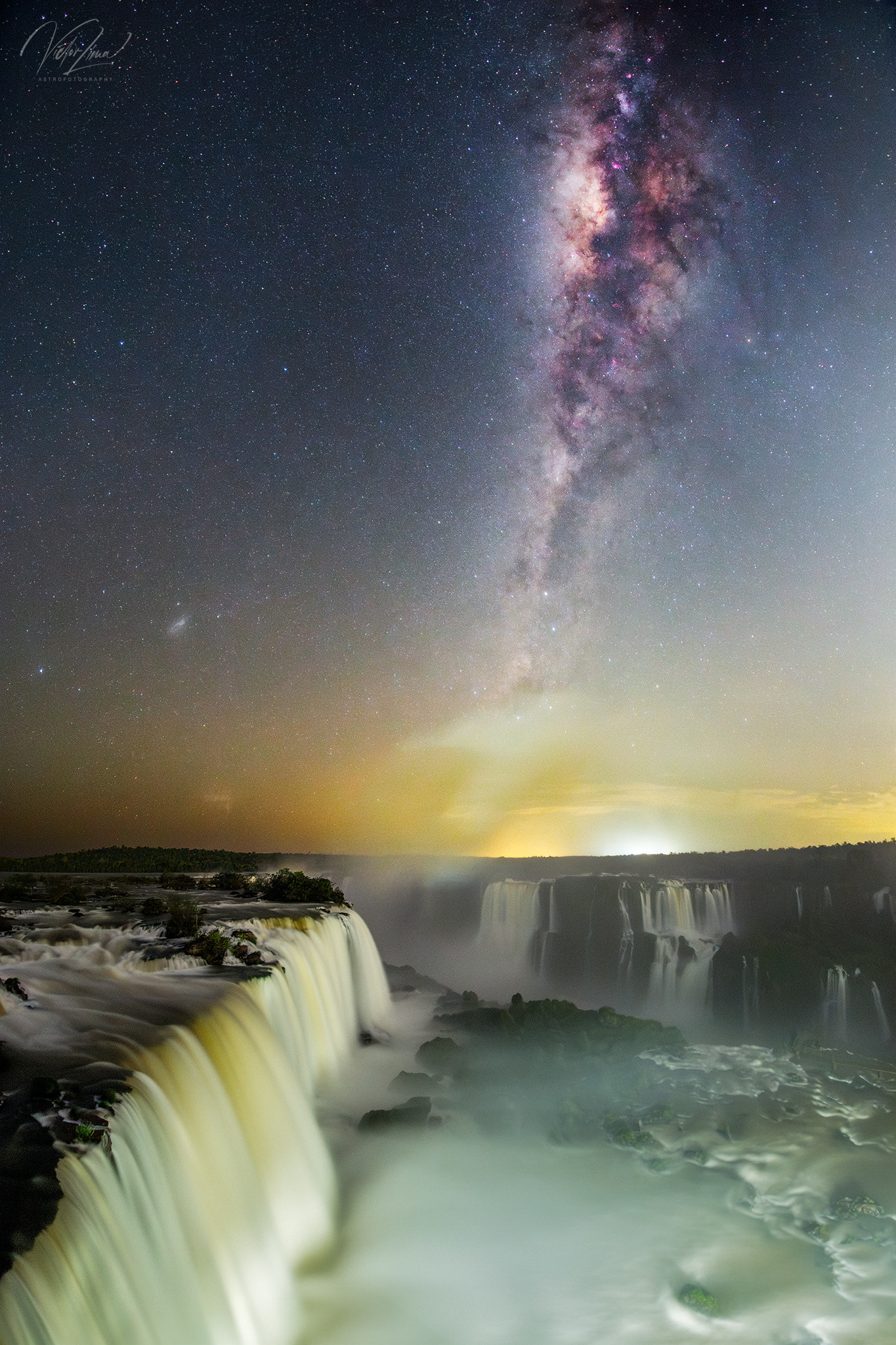 Iguassu Falls by Victor Lima / 500px