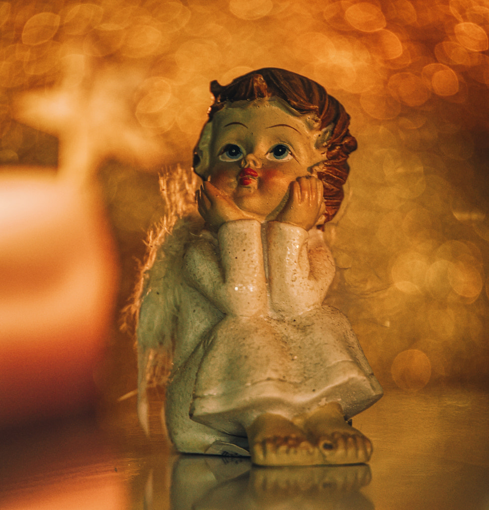 Angel Figurine with Bokeh Background | still life photo by Ernst Kramer ...