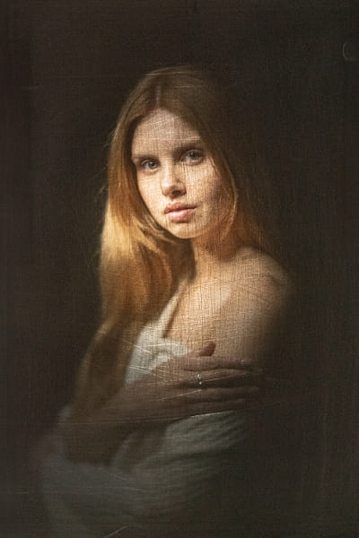 Soft Portrait of a Woman with Warm Light | people photo by Piotr Stach ...
