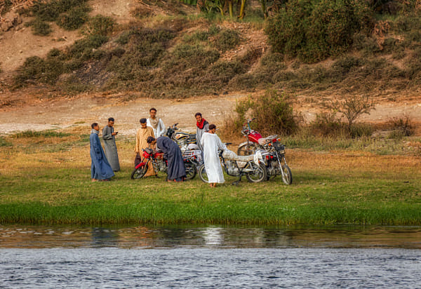 Sun by Ruslan Grigoriev / 500px