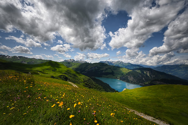 Boom Lake by Scott Bennie / 500px