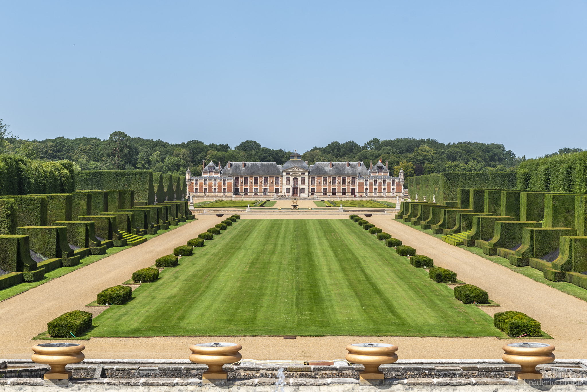 Grand Chateau with Formal Gardens and Clear Sky | city photo by ...