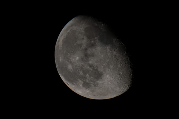 moon by david / 500px