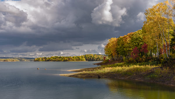A Moment of Calm by Dylan Toh & Marianne Lim / 500px