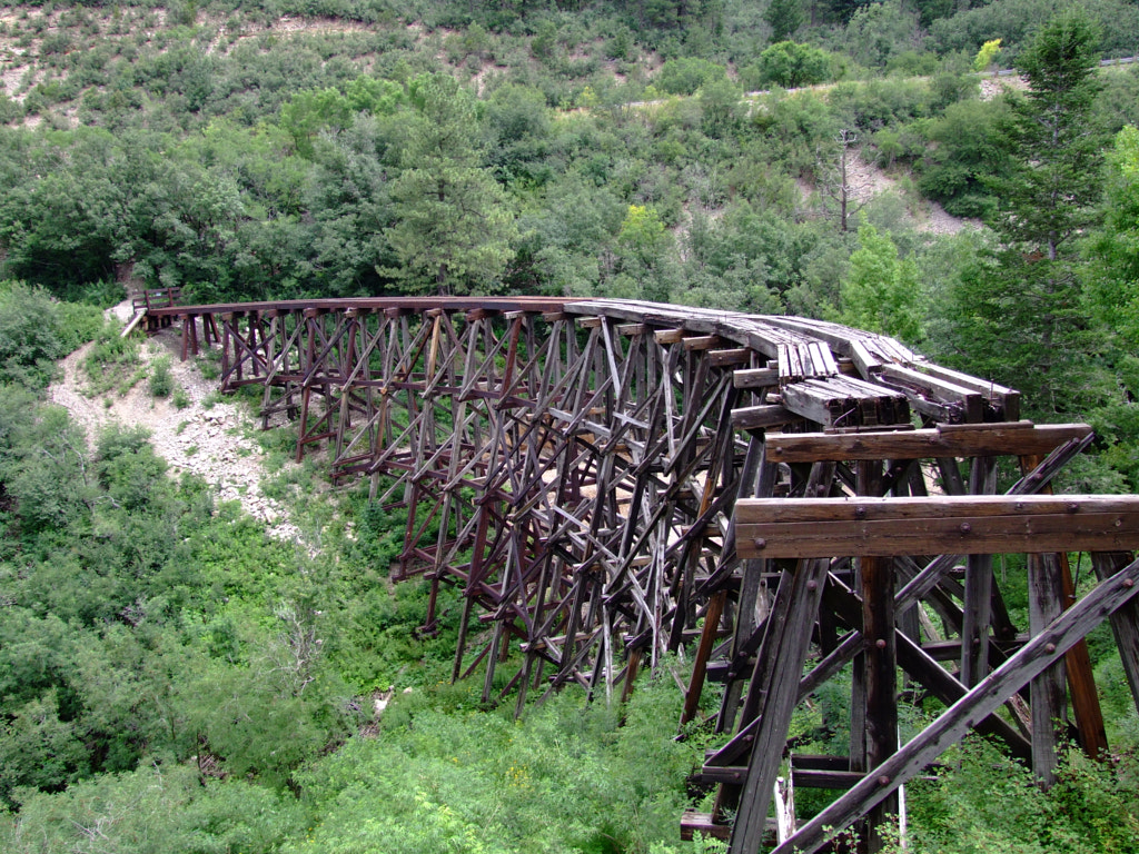 Train Trestle bridge by Megan R. Hoover / 500px
