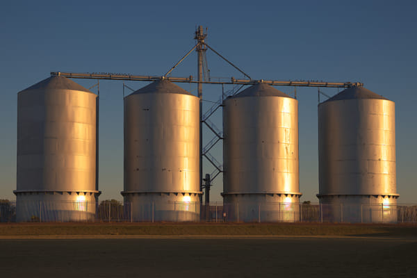 Blended Gilbert Silos by Jeff Studley / 500px