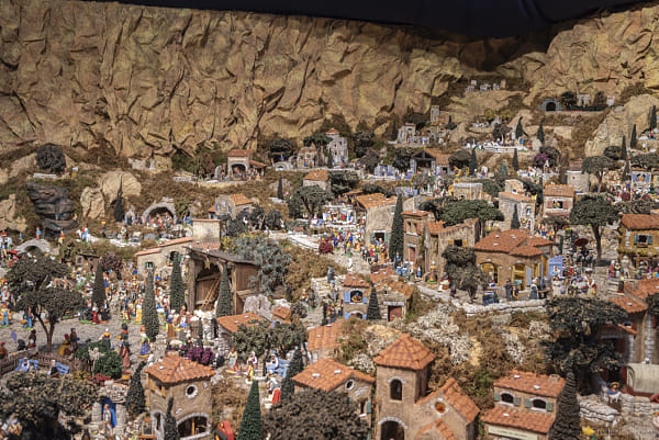 La crèche aux mille santons by Frédéric Protat | 500px