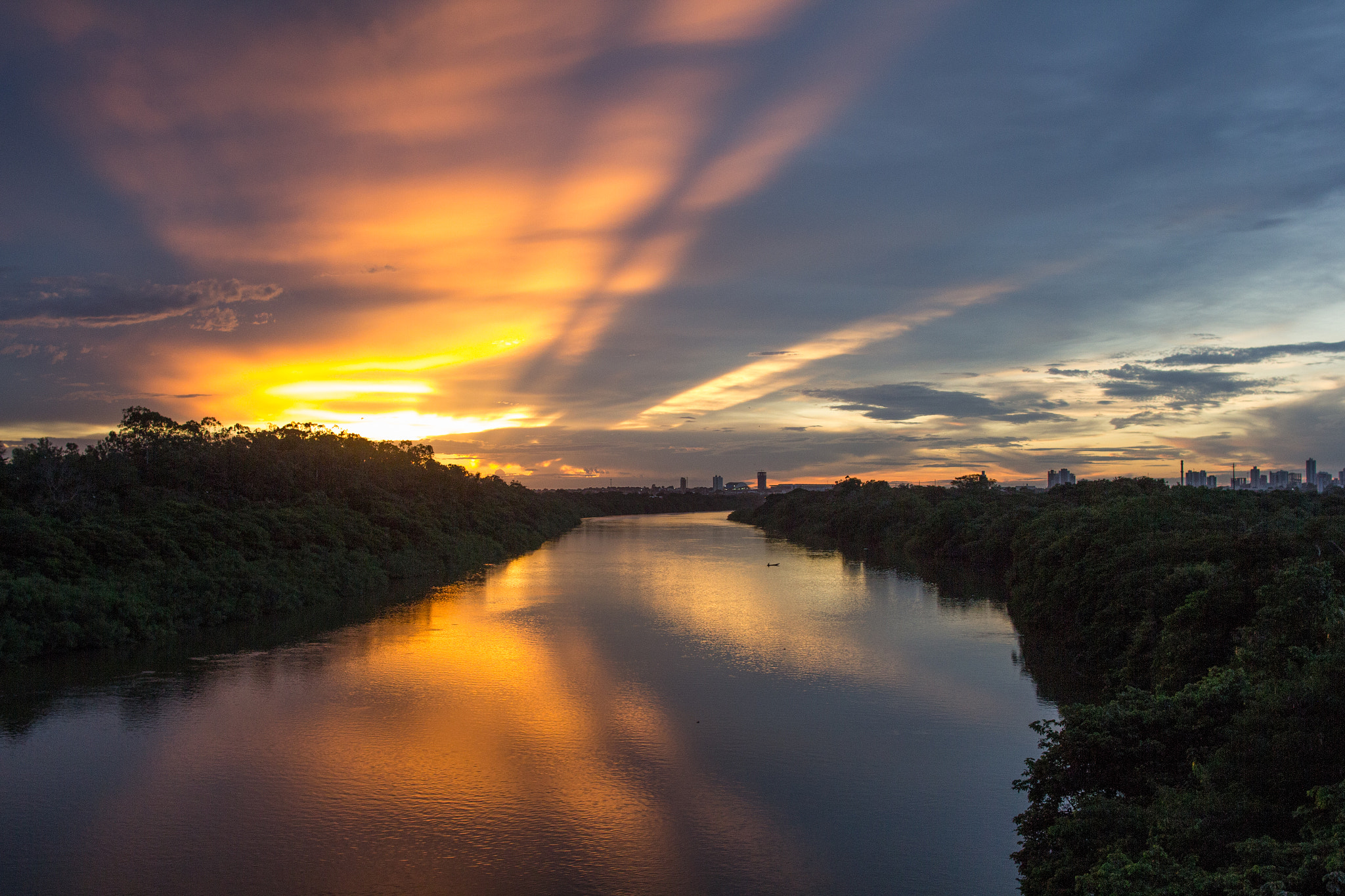 Rio Cuiabá - Cuiabá River by William Monteiro / 500px