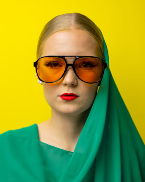 Bold Elegance: A Modern Portrait of Contrasts by Jarno.S Valokuvaaja ...