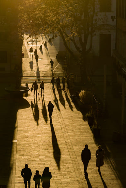 people with shadows in winter evening light by Arnold Bartel | 500px