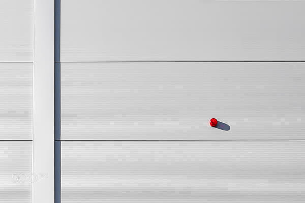 red lamp by Markus Auerbach | 500px