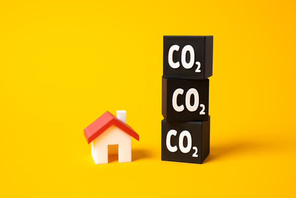 House and CO2 blocks. Greenhouse gases and households emissions ...