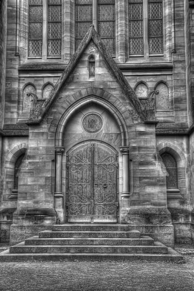 Ancient Stone Archway Reveals Timeless Grandeur | city photo by ...