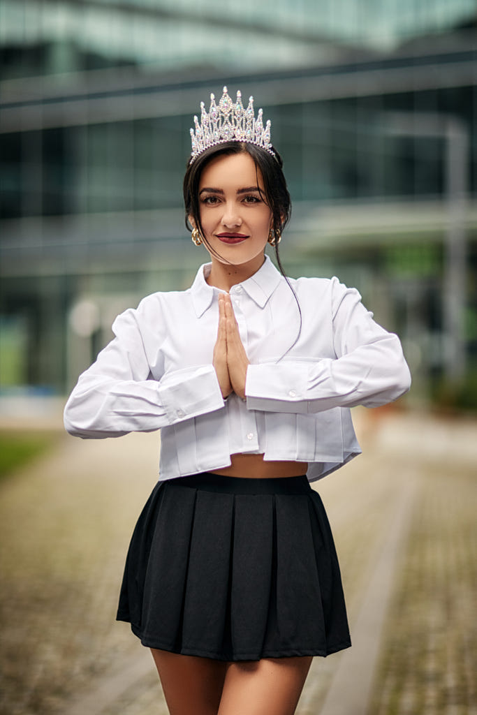 Regal Woman Posing Displaying Confidence and Inner Royalty | people ...