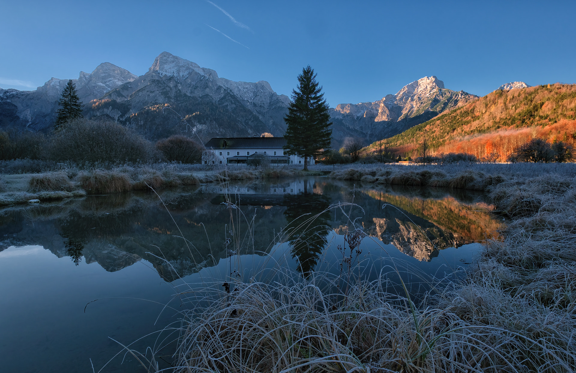 Mountain Reflection in Icy Lake at Dawn | landscape photo by Johann ...