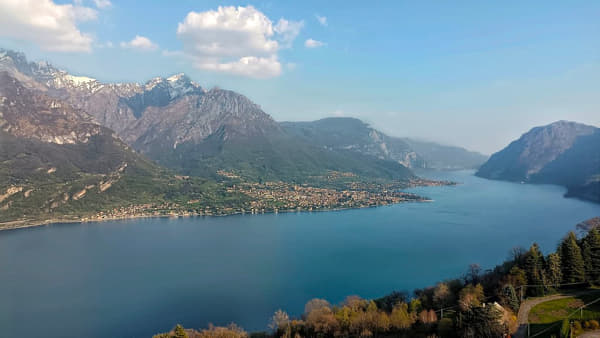 Como lake - rotate phone 90⁰ for better view by Davide Terragni | 500px