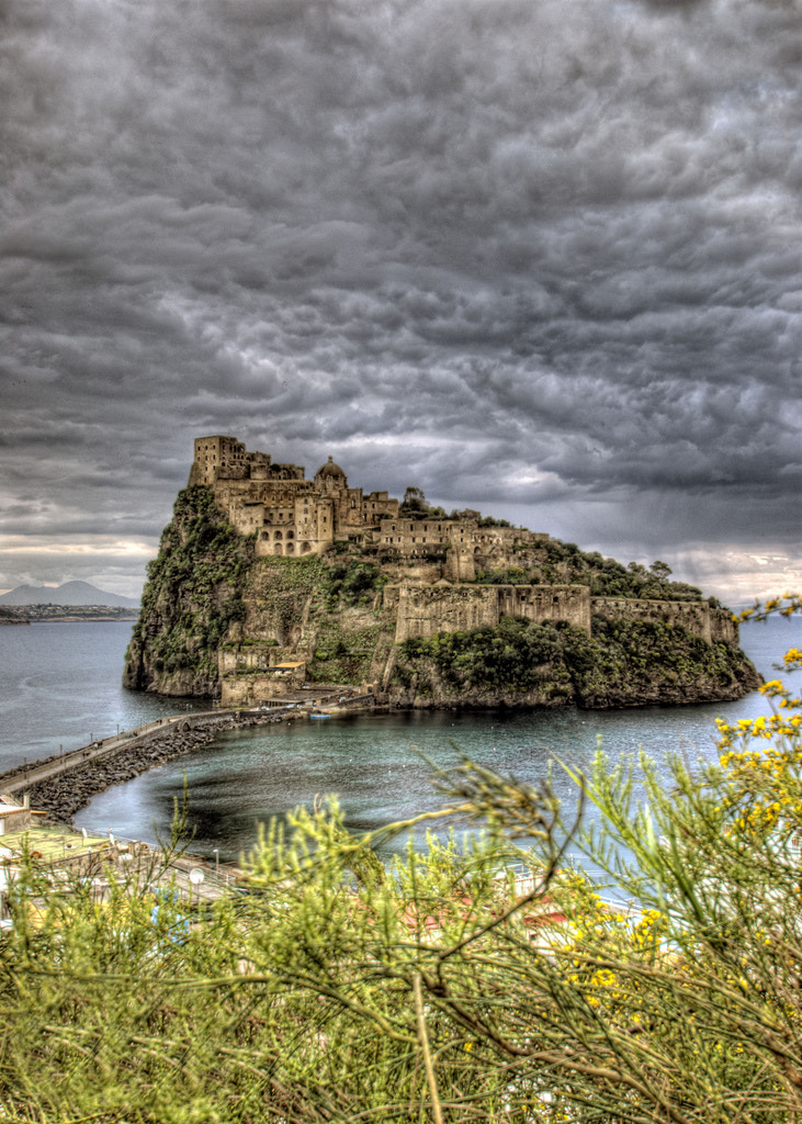 the castle by Giuseppe Riso / 500px