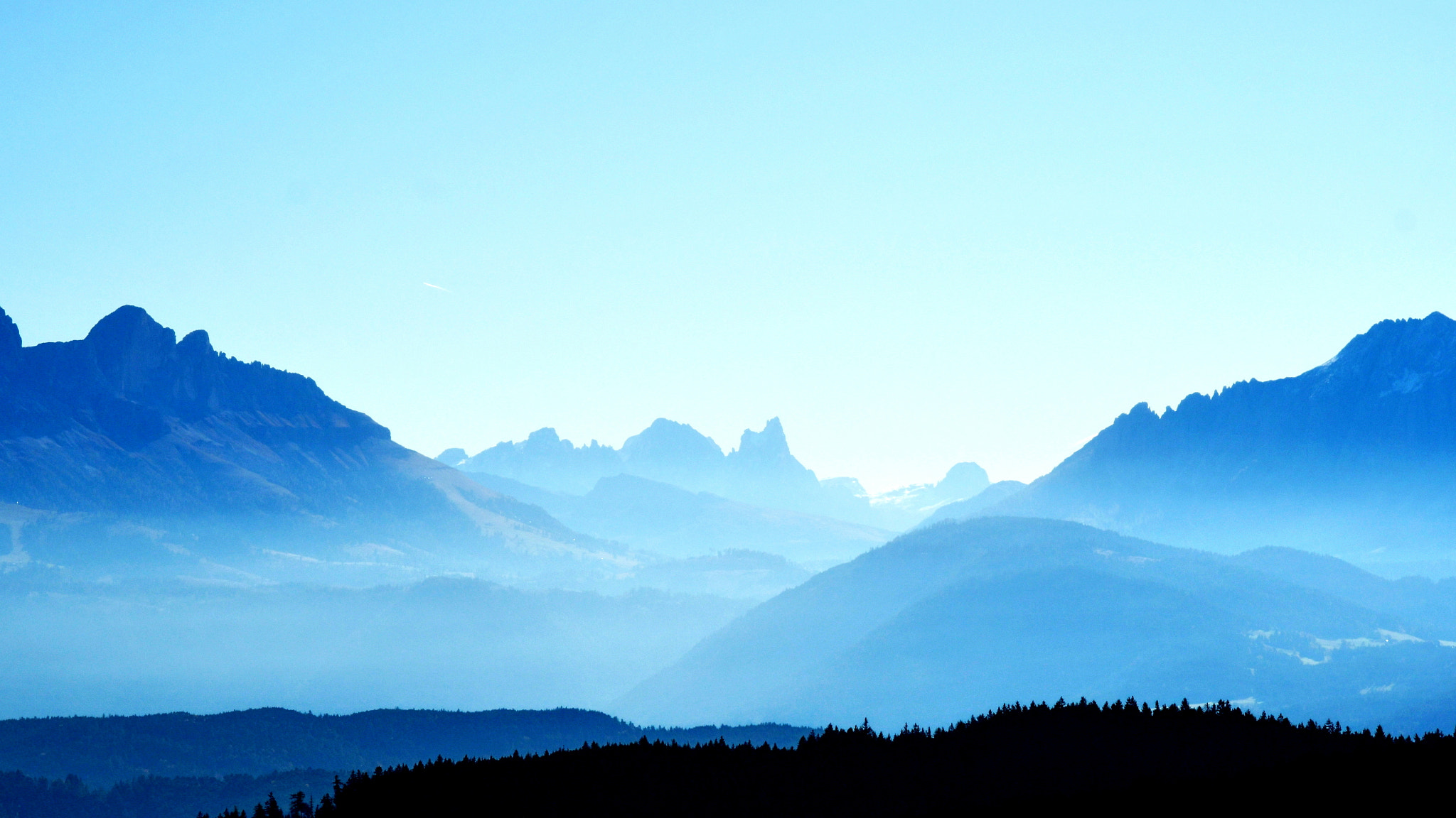 Misty Mountains Evoking Serenity and Vastness | landscape photo by Hans ...