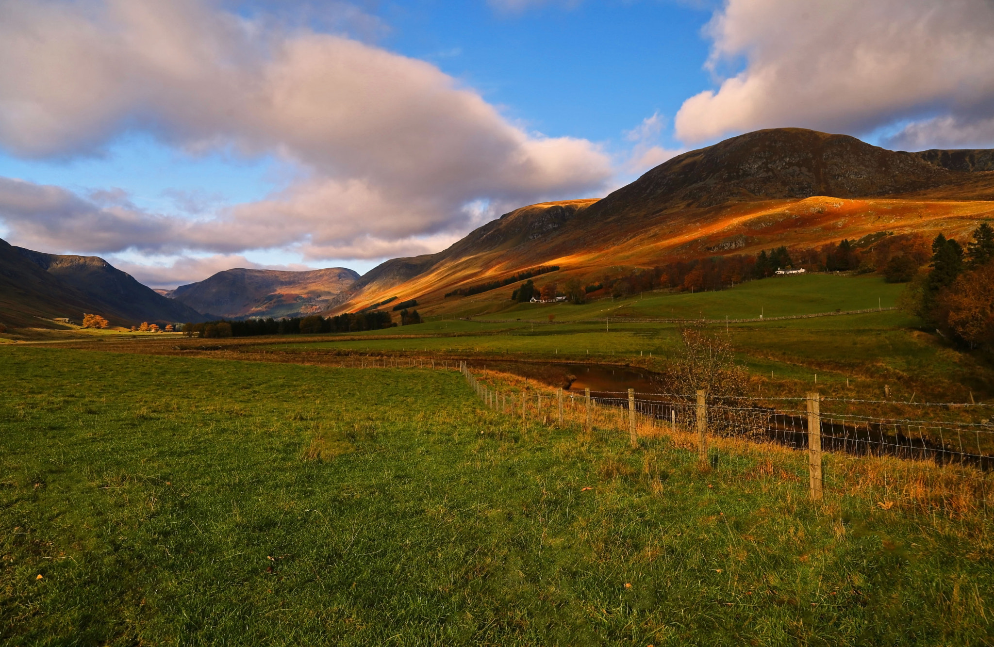 Vast Landscape Evokes Freedom and Serenity | landscape photo by Hilda ...