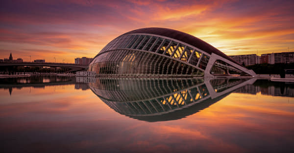 Modern Architecture Reflecting Innovation and Future Vision | city ...