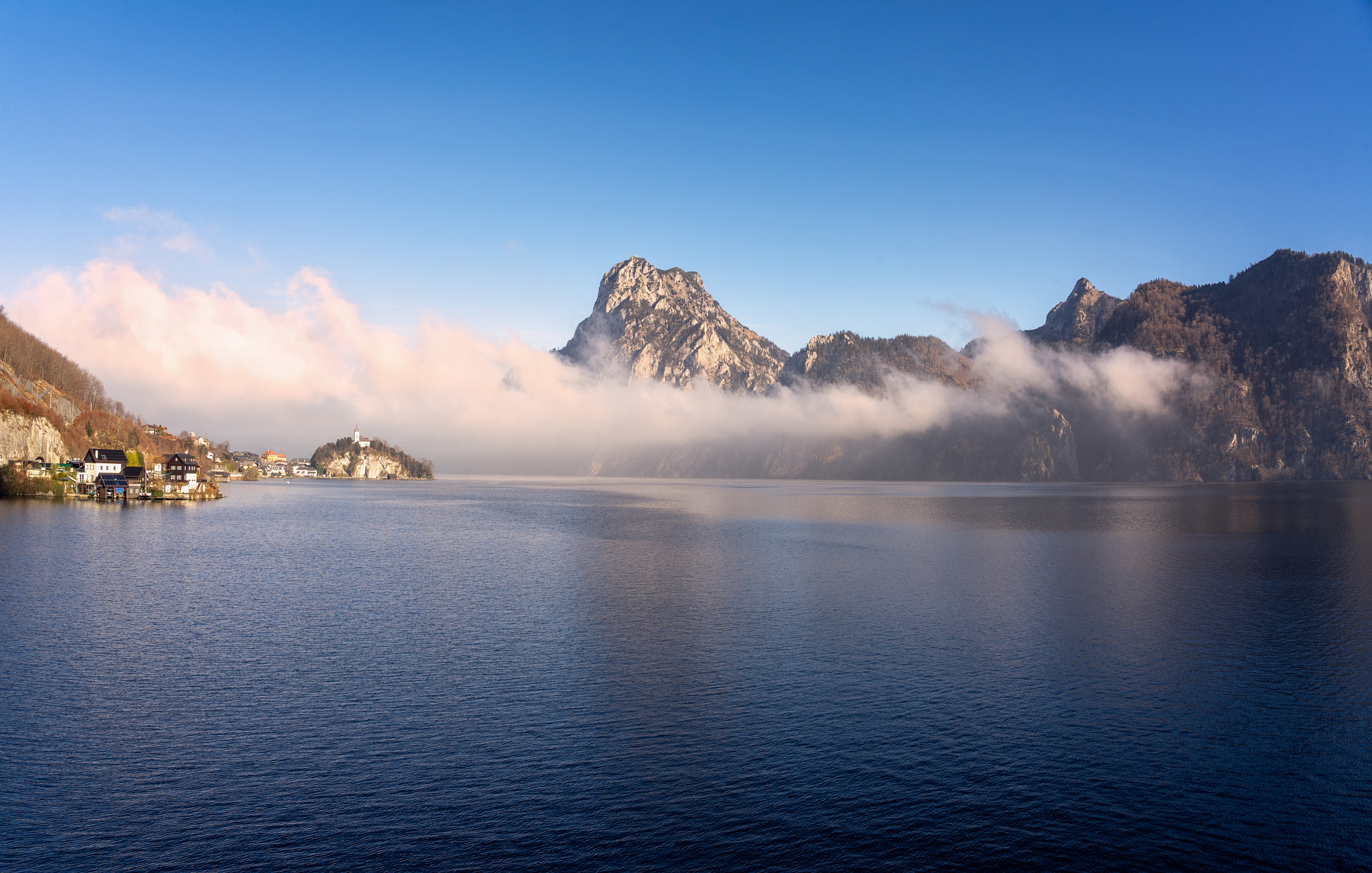 Tranquil Lake Reflecting Mountains Under Clear Sky Inspiring Calmness ...