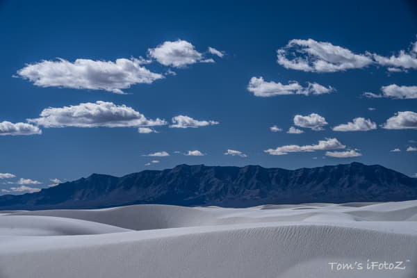 White Sands Evoking Purity and Vastness Under Blue Skies | landscape ...