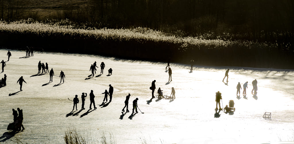 Hand movement by Michel Roy | 500px