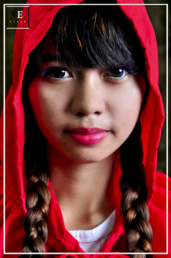 Lady in Red Hood by Vign Echica / 500px