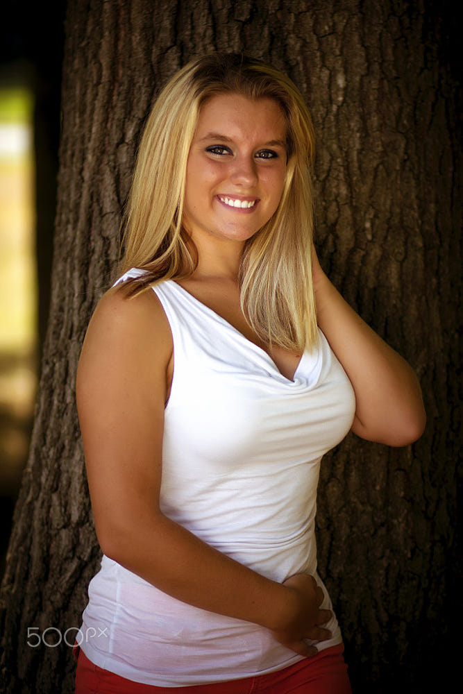 Kansas Model by Michael Sturgeon / 500px