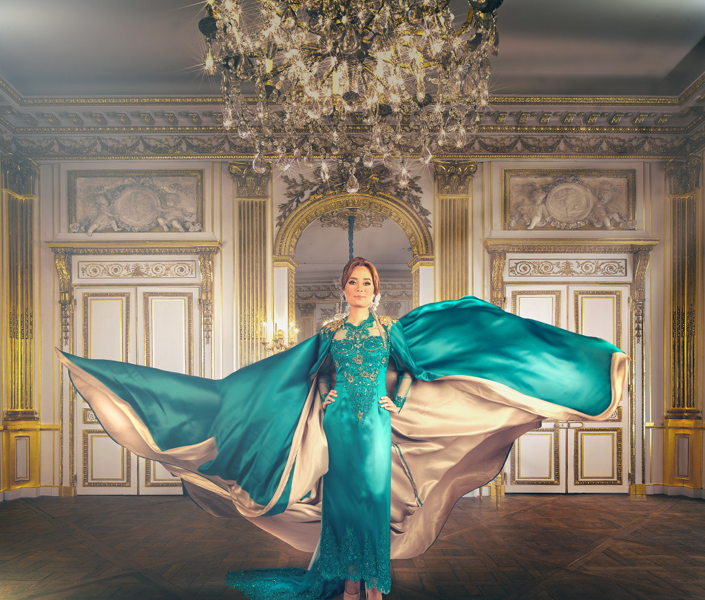 flying cape by CAUGHTON CAMERA / 500px