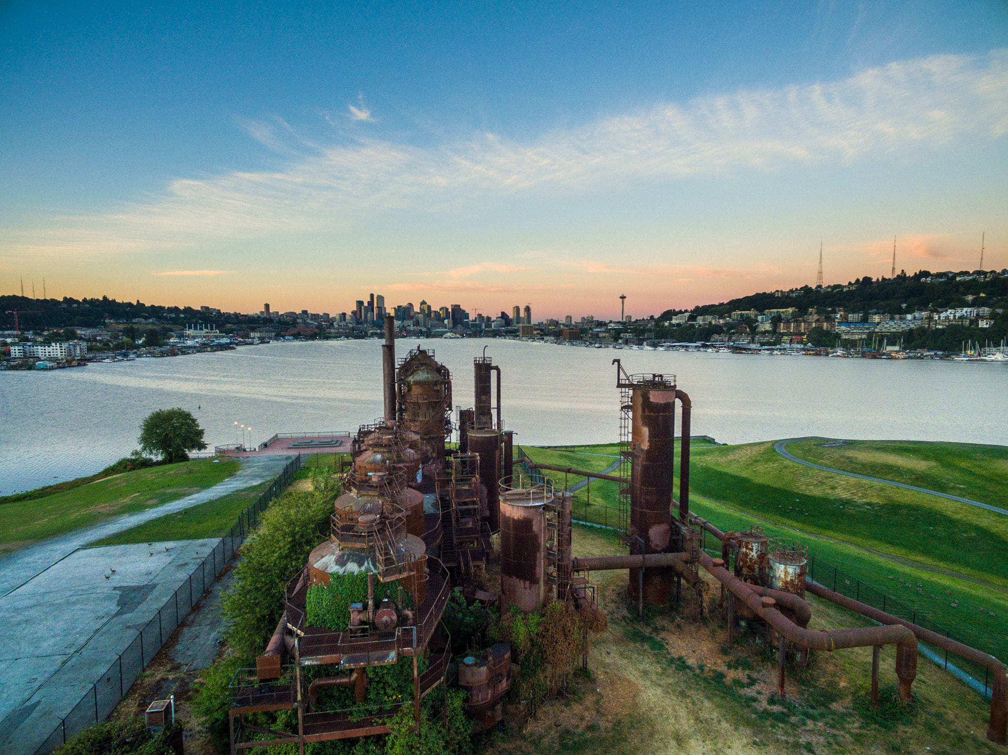 Gas Works Park Sunrise by Dale Johnson / 500px