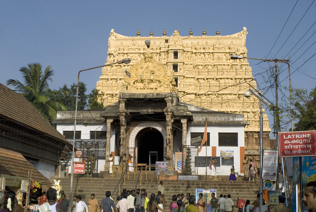 Sri Padmanabhaswamy Temple- Entrance- Thiruvananthapuram by Karunakaran ...