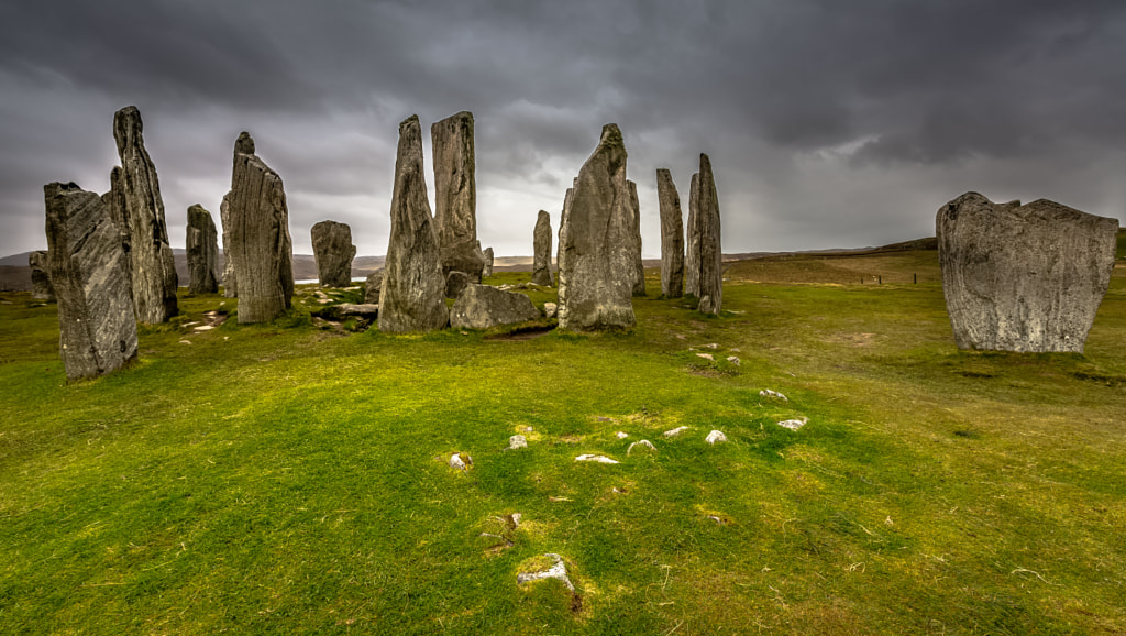 Calanais Standing Stones, Outer Hebrides, Scotland by Europe Trotter ...