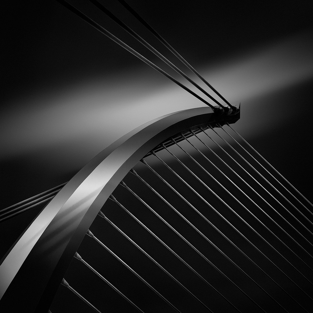 IRL Dublin Samuel Becket Bridge Top xLE by Christian Grass / 500px