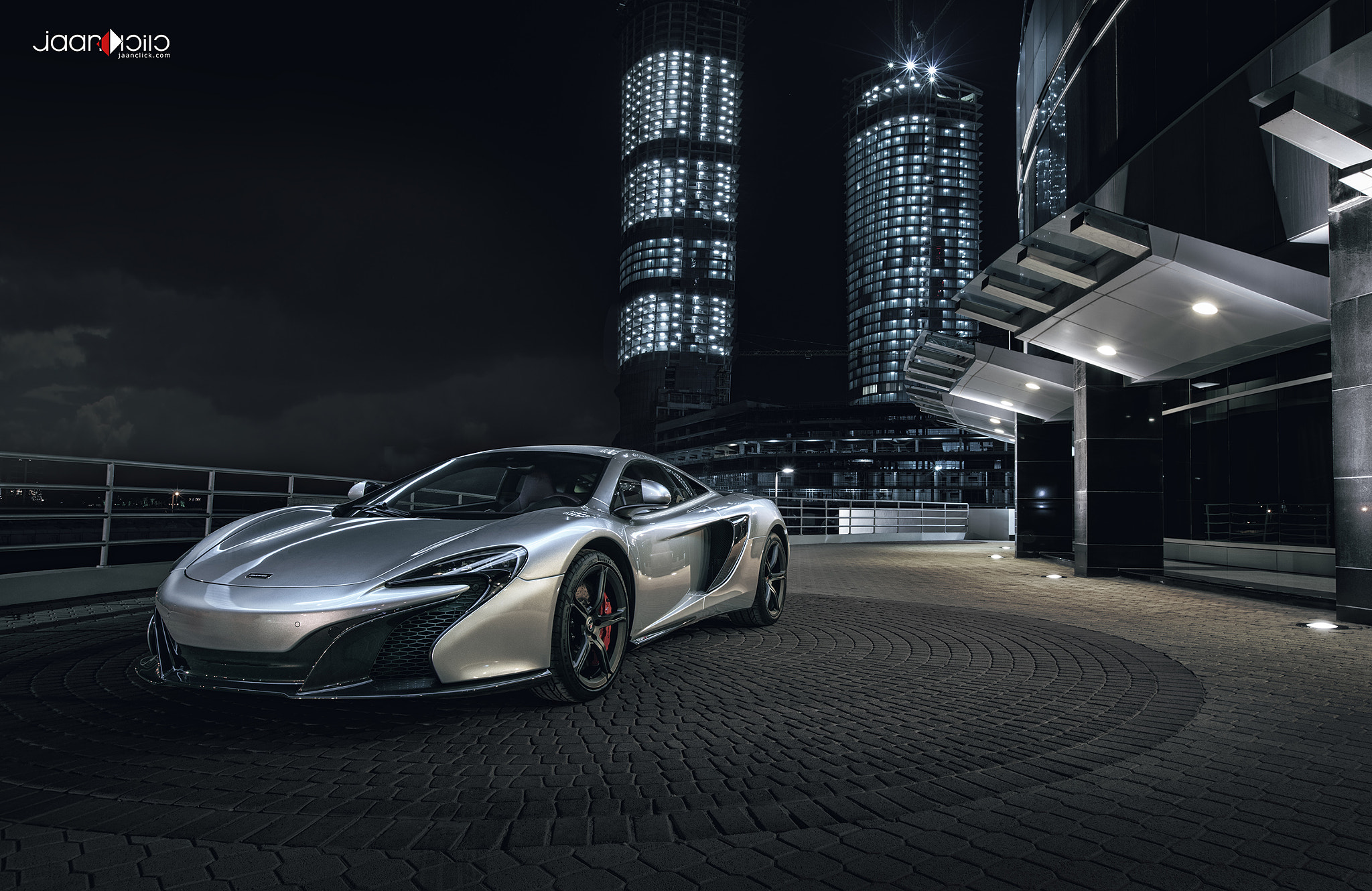 cars curated by Layth Faris / 500px