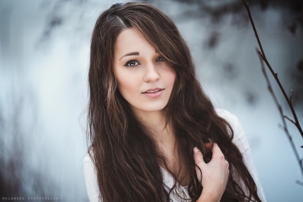 Desi by Alex Heitz / 500px