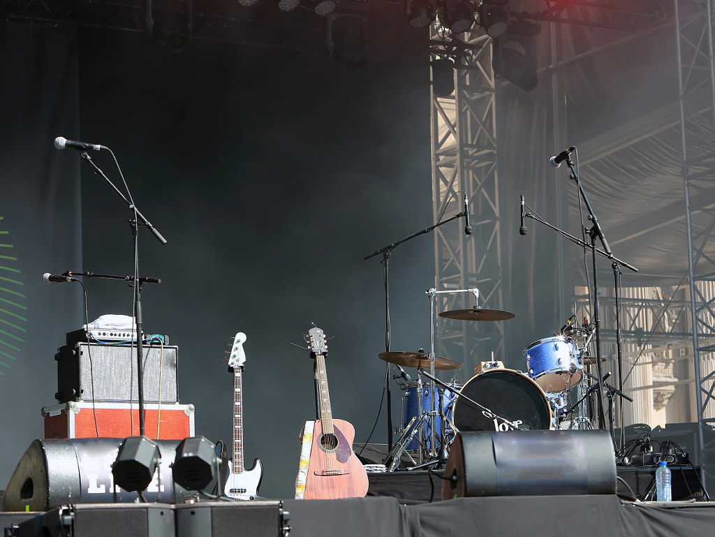 Empty concert stage by Denys Kuvaiev / 500px