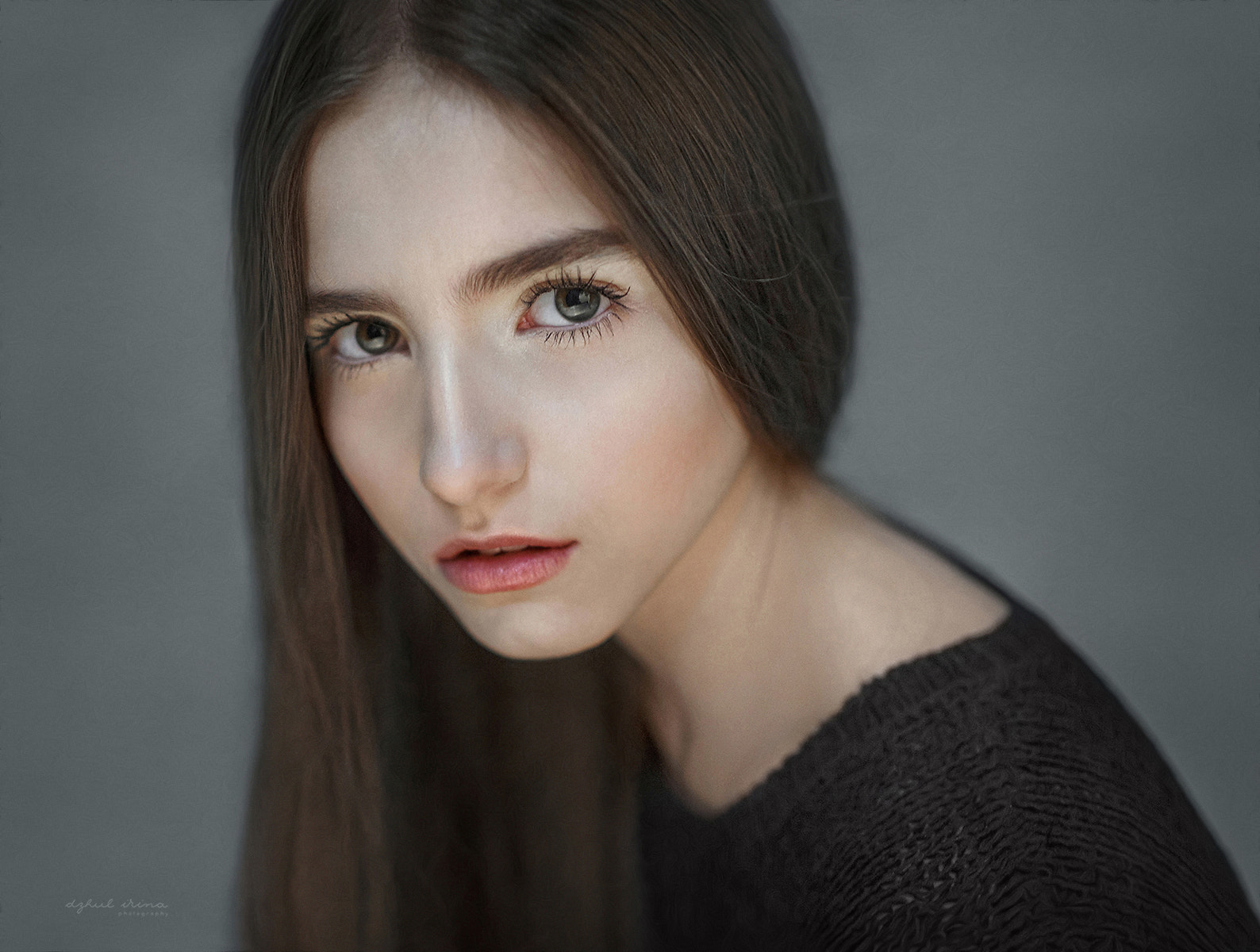 young girl by Irina Dzhul / 500px