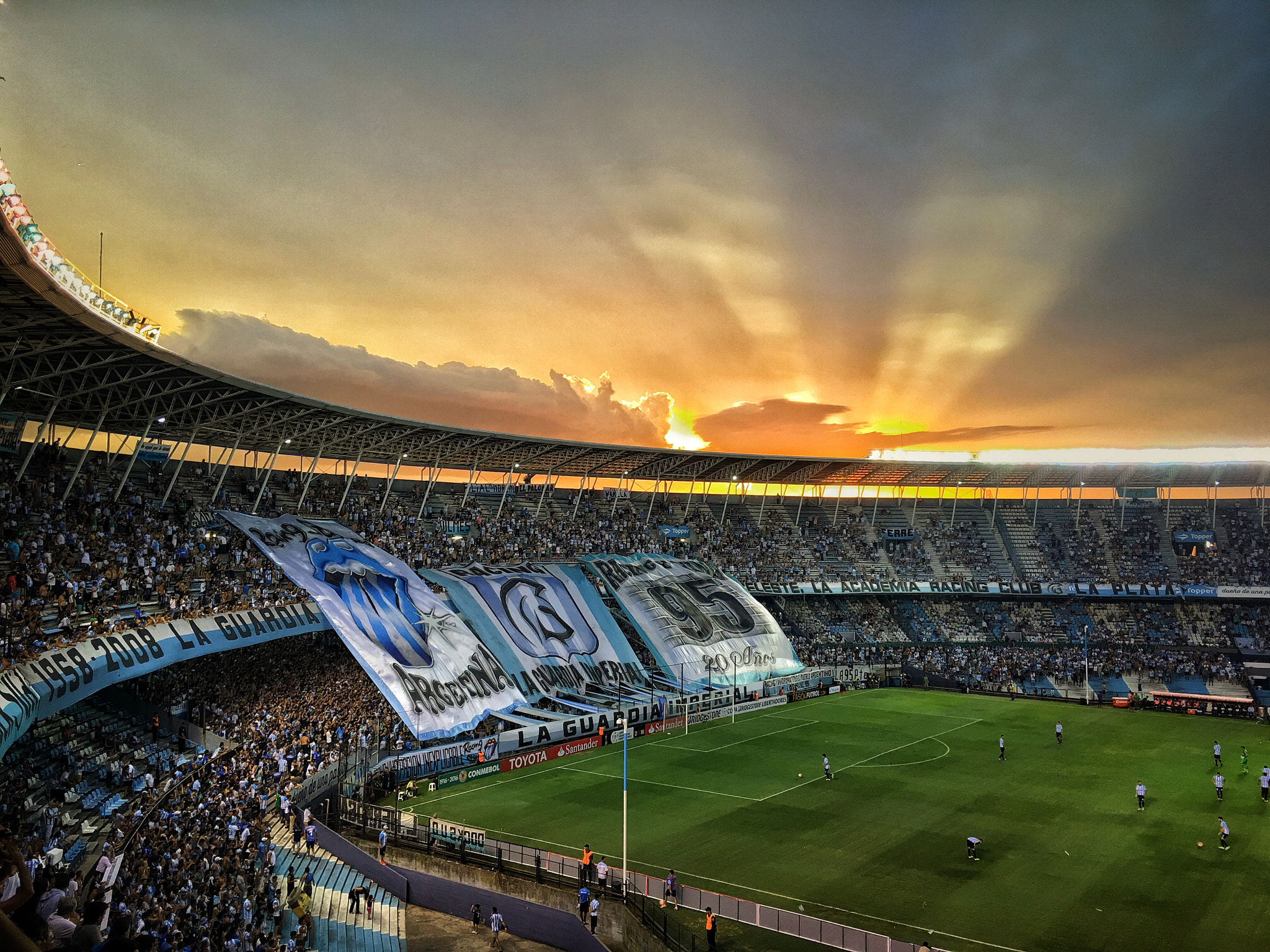 Estadio de Racing Club de Avellaneda by Claudio Salvagni / 500px