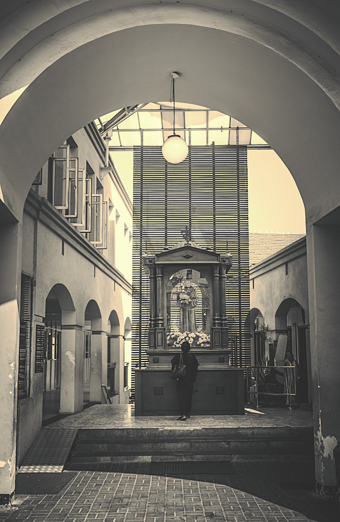 St Anthony’s Shrine, Kochchikade, Sri Lanka #2 – Son of the Morning Light