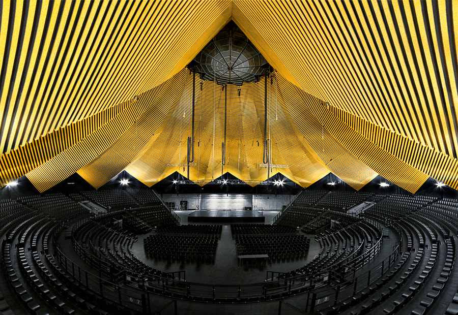 Tempodrom by Ra We / 500px