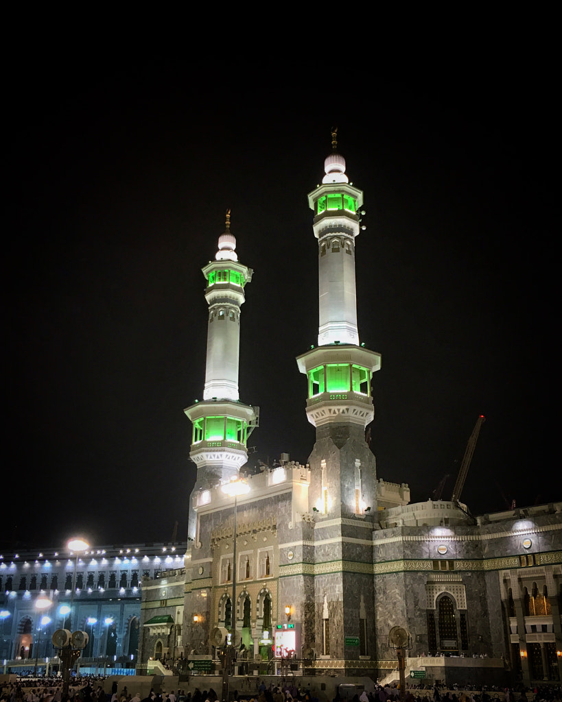 King Fahd Gate of Haram - Makkah by Obaid Ahmed / 500px