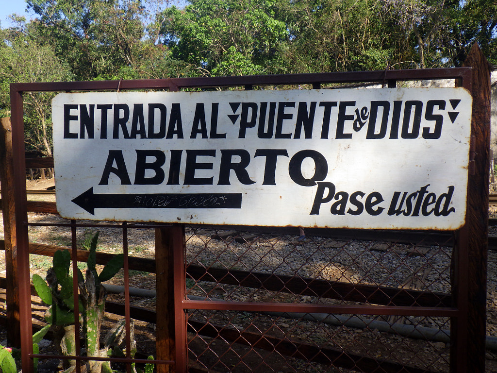 Letrero pase usted by Ay Magy / 500px