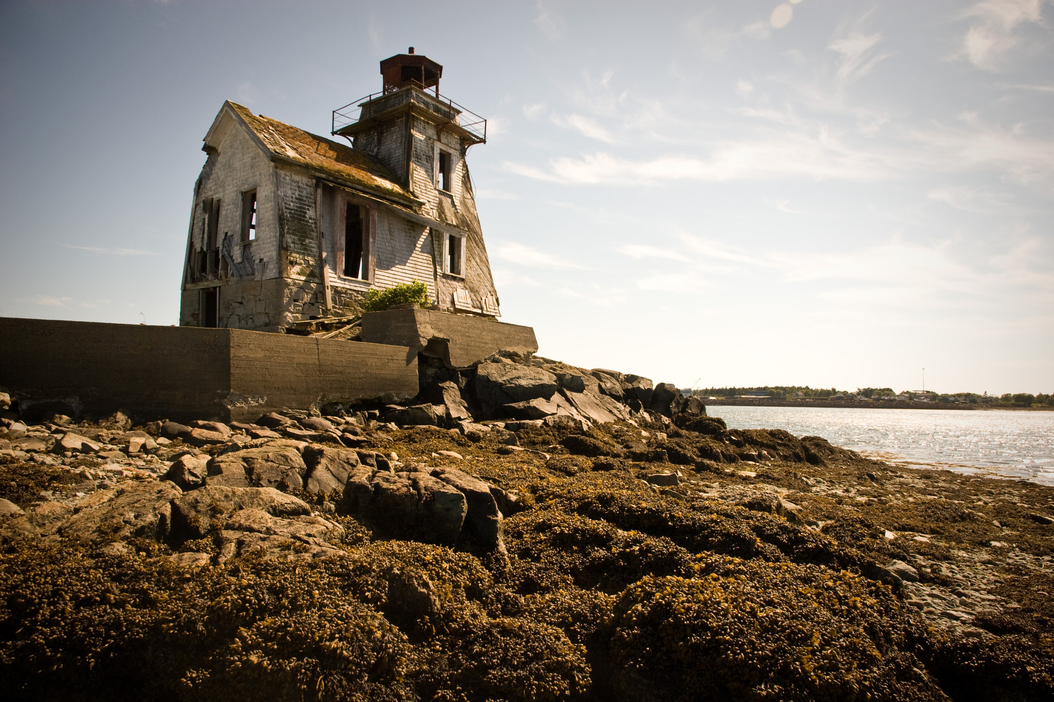 Abandoned Lighthouse by Jon Reaves - Photo 15505677 / 500px