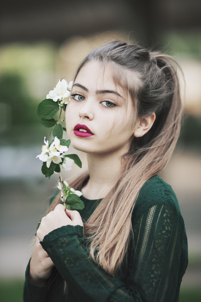 Girl portrait by Jovana Rikalo / 500px